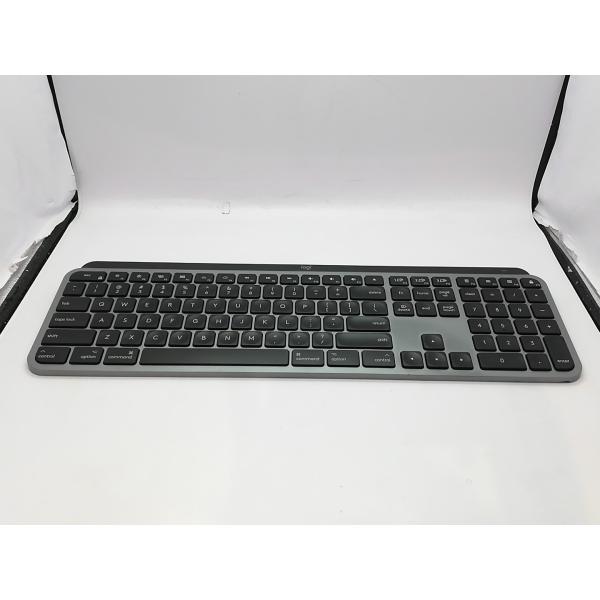 ■分類：パソコン用アクセサリー■ランク：中古■メーカー：Logicool■製造番号：2037CE0E4008■備考：キーボード配列:英語(USキーボード)状態：フレームキズ、打痕付属品：本体のみ■保証期間：１週間■注意事項：お客様のモニター...