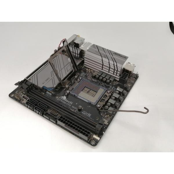■分類：マザーボード■ランク：中古■メーカー：ASRock■製造番号：GBM0XB057576■備考：付属品：箱、印刷物、SATAケーブル 2本、M.2ソケット用ねじ、I/Oパネルシールド■保証期間：１週間■注意事項：お客様のモニター発色の...