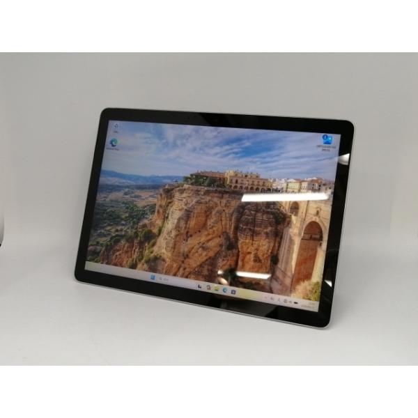 ■分類：Windowsタブレット■ランク：ランクB■メーカー：Microsoft■製造番号：0B34FGD230633F■備考：※OSクリーンインストール済、Officeソフトは付属しません。状態：フレーム、背面キズやスレ付属品：箱、印刷物...