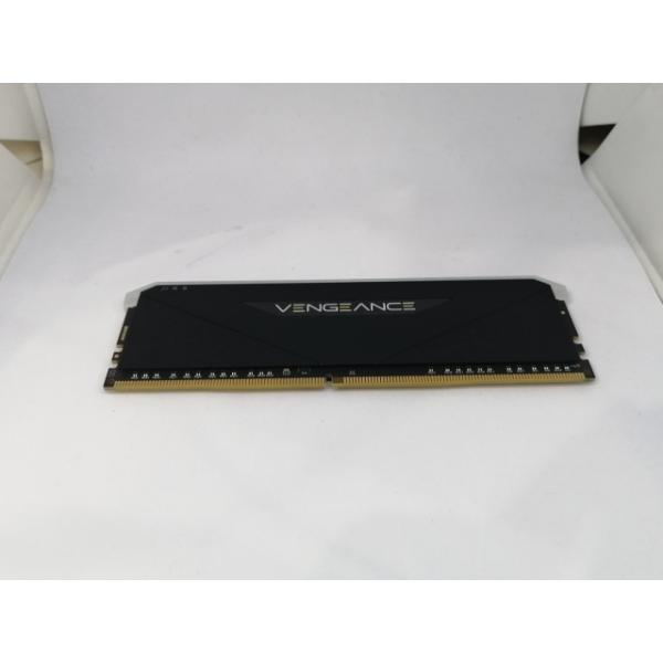 ■分類：メモリー■ランク：中古■メーカー：DDR4■製造番号：9708/9709■備考：型番：CORSAIR CMG32GX4M2E3200C16付属品：本体のみ■保証期間：１週間■注意事項：お客様のモニター発色の具合によって、実際の商品と...