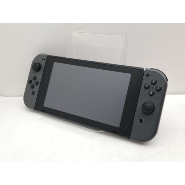 ■分類：据置ゲーム機■ランク：ランクC■メーカー：Nintendo■製造番号：XKJ70054973445■備考：状態：本体・Joy-Con共にスレ・キズ・テカり複数あり、画面に微細なキズあり 付属品：箱、Joy-Con(L,R)、グリップ...