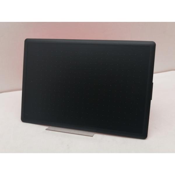 ■分類：パソコン用アクセサリー■ランク：中古■メーカー：WACOM■備考：状態：状態良好の中古商品。キズはほとんどありません。付属品：箱、ペン、microUSBケーブル、印刷物■保証期間：１週間■注意事項：お客様のモニター発色の具合によって...