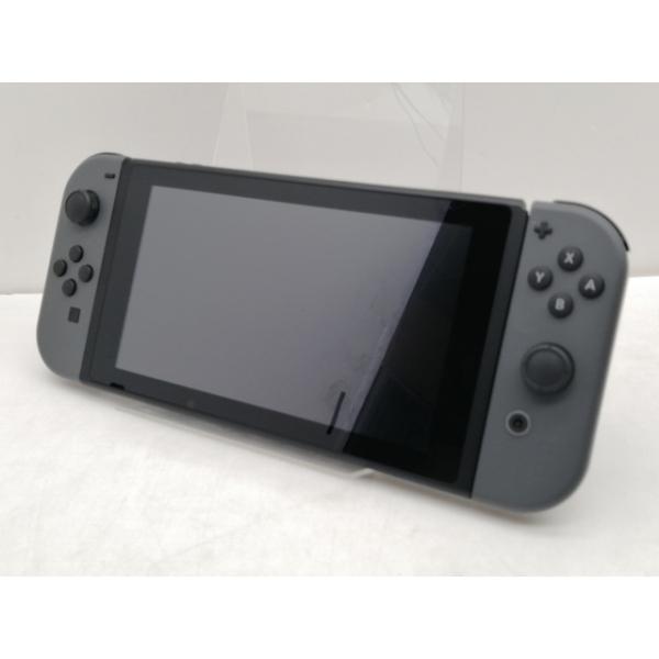 ■分類：据置ゲーム機■ランク：ランクA■メーカー：Nintendo■製造番号：XKJ10111633288■備考：状態：状態良好の中古商品。付属品：ドック、Joy-Con(LR)、ストラップ×2、グリップ、HDMIケーブル、AC、印刷物、箱...