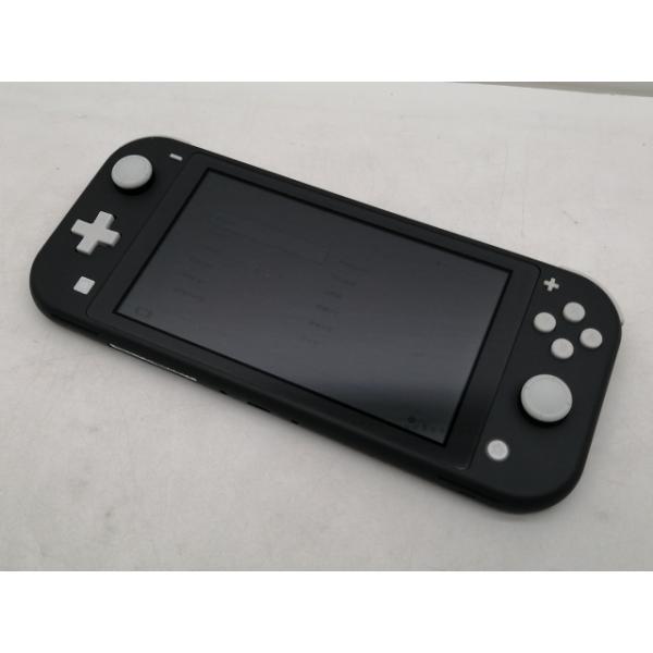 ■分類：携帯ゲーム機■ランク：ランクB■メーカー：Nintendo■製造番号：XJJ70001447234■備考：状態：本体フレームにスレテカリあり付属品：箱、セーフティガイド、ACアダプタ■保証期間：１ヶ月■注意事項：お客様のモニター発色...
