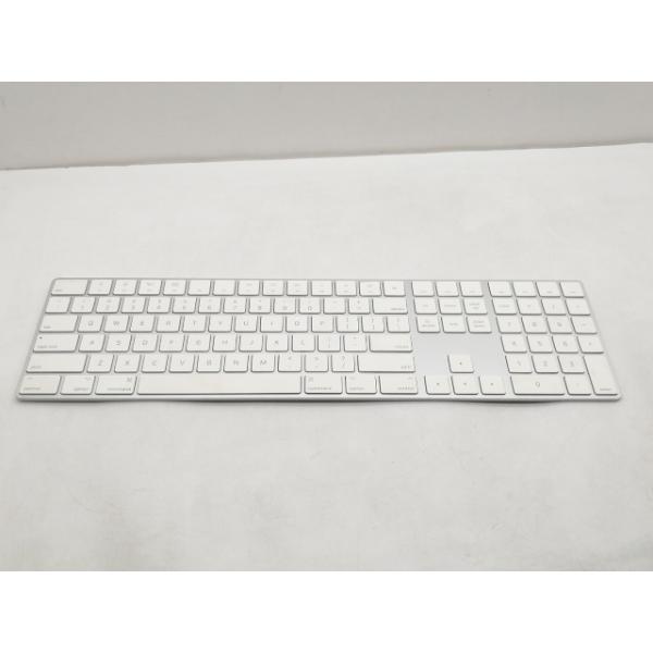 ■分類：Mac用周辺機器■ランク：中古■メーカー：Apple■備考：状態：キーボードテカリ、背面スリキズ、スレあり付属品：本体のみ■保証期間：１週間■注意事項：お客様のモニター発色の具合によって、実際の商品と色合いが異なる場合があります。