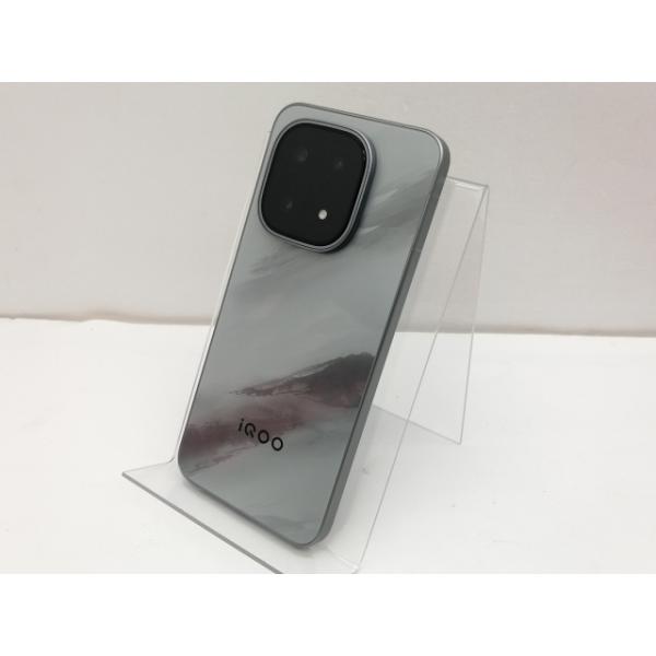 ■分類：スマートフォン■ランク：ランクA■メーカー：vivo■製造番号：864192084294354■備考：※Googleplay無しOS：16状態：リアカメラにスレあり付属品：箱、印刷物、SIMピン、試供品ケース、CtoCケーブル■保証...