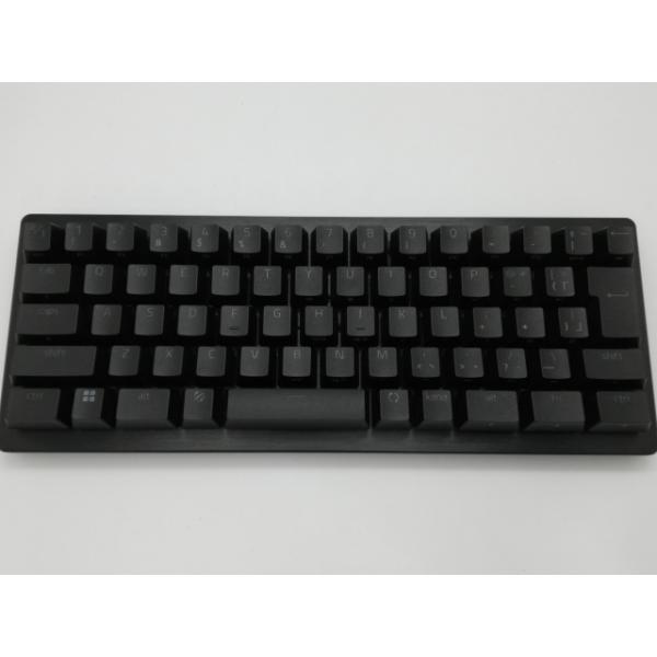 ■分類：パソコン用アクセサリー■ランク：中古■メーカー：Razer■製造番号：PM2446F98101095■備考：状態：軽度のスレがございます。 付属品：箱、印刷物、シール、ケーブル■保証期間：１週間■注意事項：お客様のモニター発色の具合...