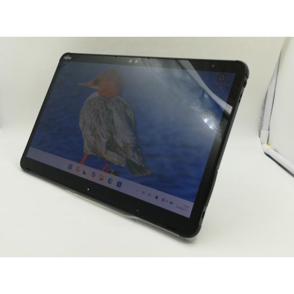 ■分類：Windowsタブレット■ランク：ランクC■メーカー：Fujitsu■製造番号：R0X00972■備考：※メモリ8Gに換装済み※状態：外装にキズやスレ、画面にキズあり付属品：ACアダプタ、ACコード、スマートキーボード■保証期間：１...