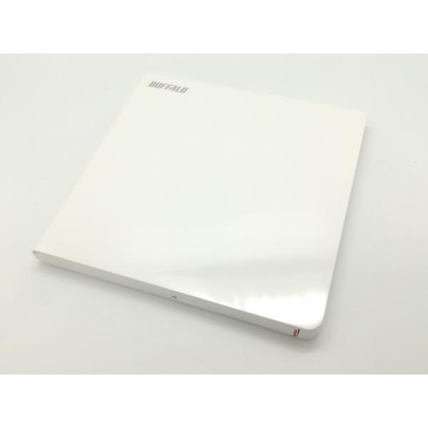 ■分類：DVD±R/RW/RAM■ランク：中古■メーカー：BUFFALO■製造番号：0495904903E1■備考：状態：外装にキズがございます。 付属品：USBケーブルのみ■保証期間：１週間■注意事項：お客様のモニター発色の具合によって、...
