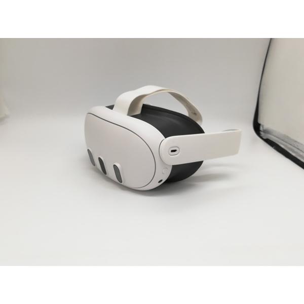 ■分類：ヘッドマウントディスプレイ■ランク：ランクA■メーカー：Meta■製造番号：2G0YBMRH6G0153■備考：状態：レンズに微細なキズがございます付属品：箱、印刷物、ACアダプタ、充電ケーブル、コントローラー(L/R)、ストラップ...