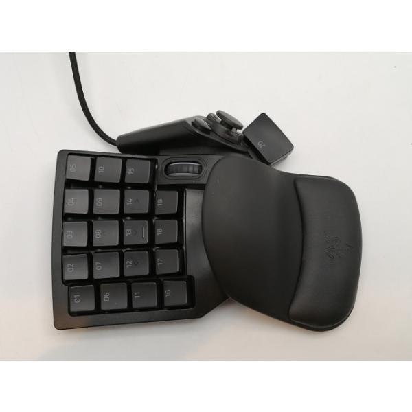 ■分類：パソコン用アクセサリー■ランク：中古■メーカー：Razer■備考：状態：外装微細スレ、キーテカリ、アームレスト使用に伴うスレあり 付属品：箱、印刷物■保証期間：１週間■注意事項：お客様のモニター発色の具合によって、実際の商品と色合い...