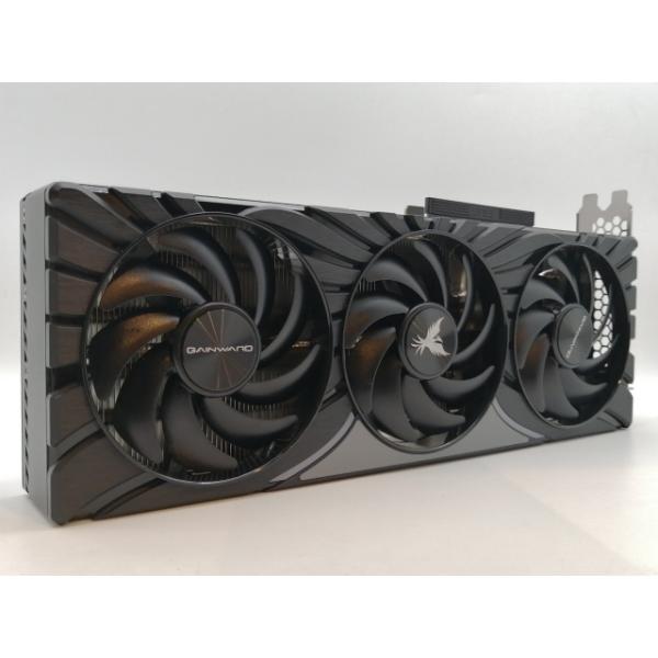 ■分類：ビデオボード■ランク：中古■メーカー：Gainward■製造番号：BN250153792■備考：状態：状態良好の中古商品。キズ、使用感はほとんどありません。 付属品：箱、電源変換ケーブル■保証期間：１週間■注意事項：お客様のモニター...