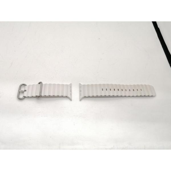 ■分類：ウェアラブル端末■ランク：ランクB■メーカー：Apple■製造番号：-■備考：カラー：ホワイト サイズ：49mm状態：使用感有り付属品：本体のみ■保証期間：１ヶ月■注意事項：お客様のモニター発色の具合によって、実際の商品と色合いが異...