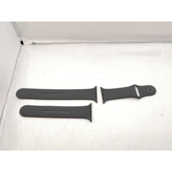 ■分類：ウェアラブル端末■ランク：ランクA■メーカー：Apple■製造番号：-■備考：カラー：グレーサイズ：45mm状態：外装スレ付属品：本体のみ■保証期間：１ヶ月■注意事項：お客様のモニター発色の具合によって、実際の商品と色合いが異なる場...