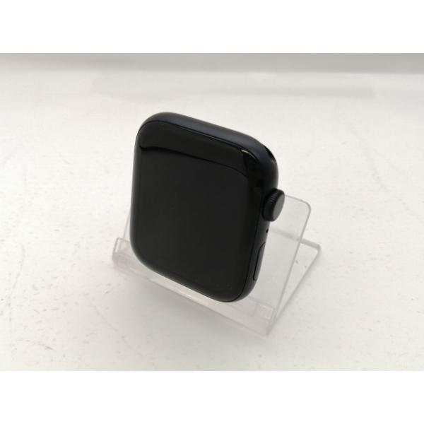 ■分類：ウェアラブル端末■ランク：ランクA■メーカー：Apple■製造番号：DQGYV0CM2G■備考：OS：26.2 バッテリー容量：100%（01月時点）状態：状態良好の中古商品。キズ、使用感はほとんどございません。付属品：印刷物、磁気...