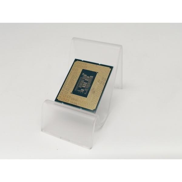 ■分類：CPU■ランク：中古■メーカー：Intel■製造番号：L152F649■備考：状態：ヒートシンクにグリス汚れ付属品：本体のみ■保証期間：１週間■注意事項：お客様のモニター発色の具合によって、実際の商品と色合いが異なる場合があります。