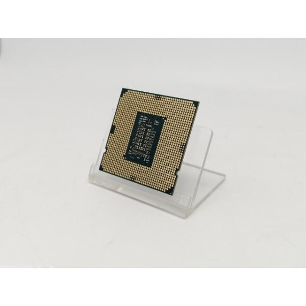 ■分類：CPU■ランク：中古■メーカー：Intel■製造番号：V014D558■備考：付属品：本体のみ■保証期間：１週間■注意事項：お客様のモニター発色の具合によって、実際の商品と色合いが異なる場合があります。