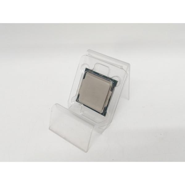 ■分類：CPU■ランク：中古■メーカー：Intel■製造番号：807KR78702226■備考：付属品：箱、印刷物■保証期間：１週間■注意事項：お客様のモニター発色の具合によって、実際の商品と色合いが異なる場合があります。