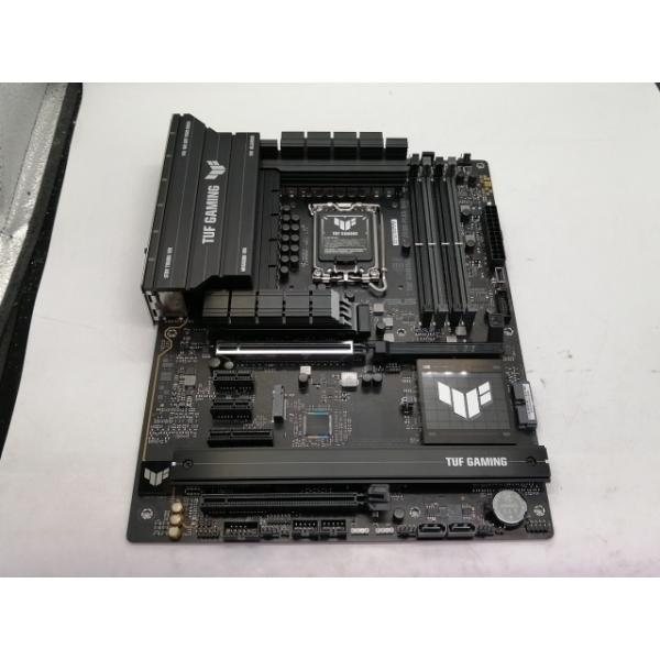 ■分類：マザーボード■ランク：中古■メーカー：ASUS■製造番号：TAM0KK03T058E8K■備考：BIOS ver：3002 付属品：箱、印刷物、SATAケーブル、M.2ネジ、Wi-Fiアンテナ、M.2 ラバーパッケージ×2、TUF ...