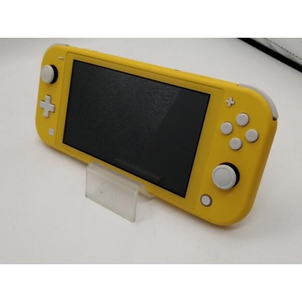 ■分類：携帯ゲーム機■ランク：ランクC■メーカー：Nintendo■製造番号：XJJ70017673351■備考：状態：本体臭いの付着あり、液晶にキズ、スティック摩耗、フレームと背面にスレがあります付属品：ACアダプタが付属します■保証期間...