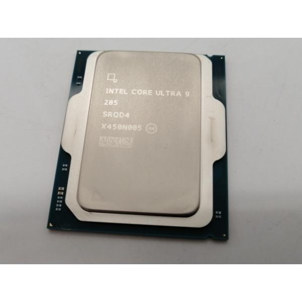 ■分類：CPU■ランク：中古■メーカー：Intel■製造番号：00545■備考：付属品：本体のみ■保証期間：１週間■注意事項：お客様のモニター発色の具合によって、実際の商品と色合いが異なる場合があります。