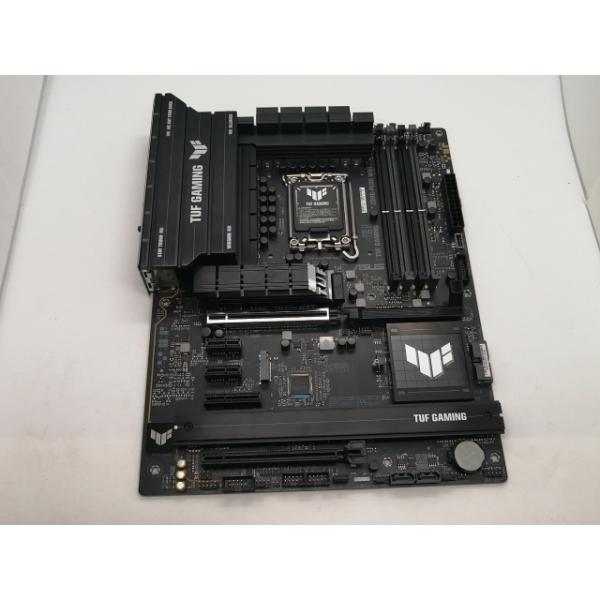 ■分類：マザーボード■ランク：中古■メーカー：ASUS■製造番号：TCM0KK03Z4666K9■備考：BIOS ver：3402 付属品：箱（内箱なし）、印刷物、SATAケーブル2本、Wi-Fiアンテナ、M.2ネジ■保証期間：１週間■注意...