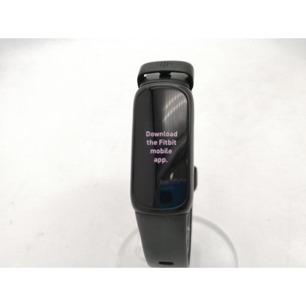 ■分類：ウェアラブル端末■ランク：ランクB■メーカー：Fitbit■製造番号：3FA265ABB8E1■備考：状態：液晶に微細なスリキズ、フレームや背面にスリキズ、バンドにテカリがございます。 付属品：箱、印刷物、磁気充電ケーブル、調整バン...