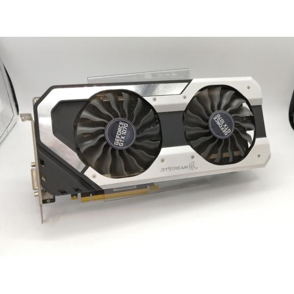 ■分類：ビデオボード■ランク：中古■メーカー：Palit■製造番号：T1180073973■備考：※チップは「GTX 1070」です。　 GTX 1070Super　ではございませんのでご注意ください。 状態：外装にキズやスレ、出力端子に赤...