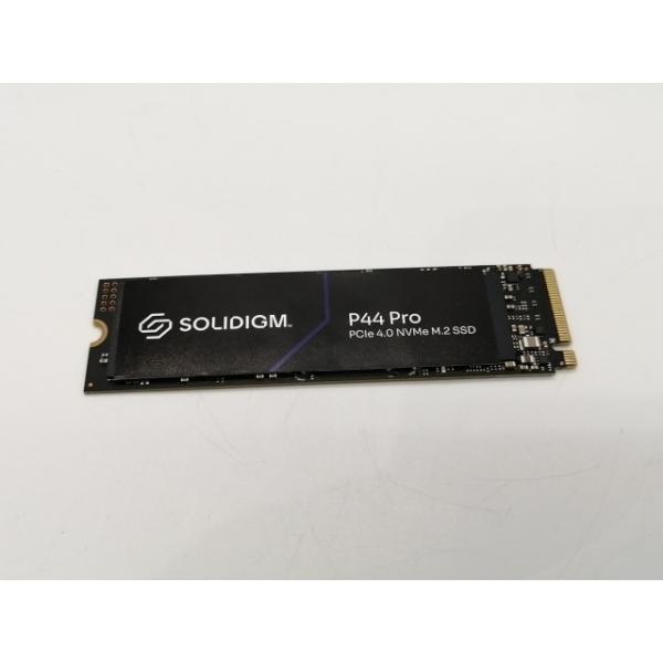 ■分類：SSD■ランク：中古■メーカー：各社■製造番号：SNC2N413911702A4W■備考：Solidigm　P44 ProSSDPFKKW010X7X1付属品：箱、印刷物■保証期間：１週間■注意事項：お客様のモニター発色の具合によっ...