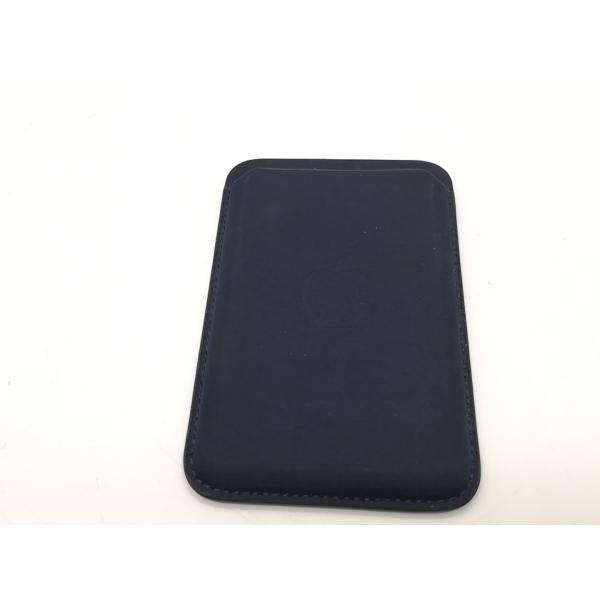 ■分類：iPhone/iPod/iPad用アクセサリー■ランク：中古■メーカー：Apple■備考：状態：スレがございます。付属品：箱、冊子■保証期間：１週間■注意事項：お客様のモニター発色の具合によって、実際の商品と色合いが異なる場合があります。