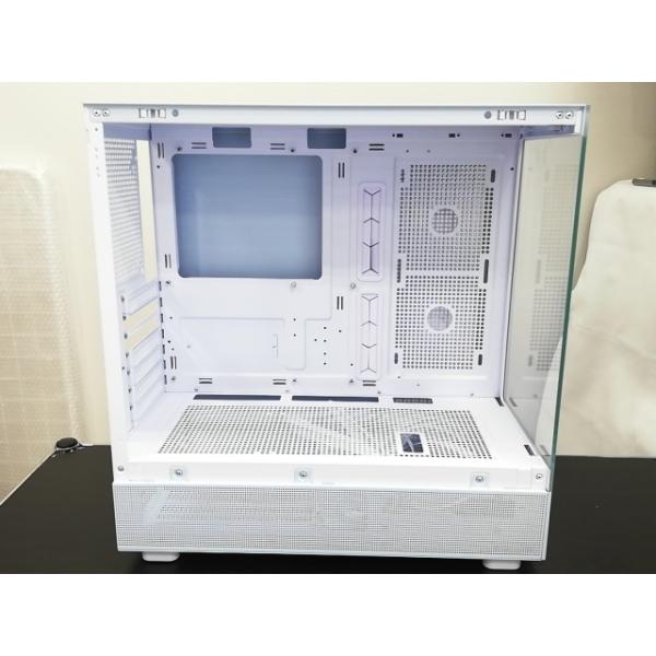 ■分類：PCケース■ランク：中古■メーカー：Dospara■製造番号：XRBU25093900576■備考：状態：スレがございます。 付属品：印刷物、固定用ネジ類、バンド、ケーブルコーム■保証期間：１週間■注意事項：お客様のモニター発色の具...