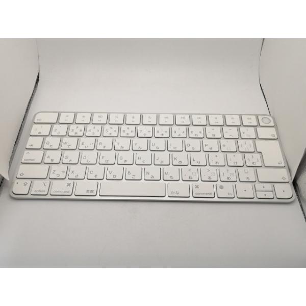 ■分類：Mac用周辺機器■ランク：中古■メーカー：Apple■製造番号：F0T4077RFX70QDFBR■備考：状態：側面スレ、キーボードテカリあり付属品：本体のみ■保証期間：１週間■注意事項：お客様のモニター発色の具合によって、実際の商...