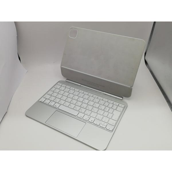 ■分類：iPhone/iPod/iPad用アクセサリー■ランク：中古■メーカー：Apple■製造番号：G4RK6QW907■備考：状態：ヒンジ部分にキズ、キーボード周辺スレあり付属品：本体のみ■保証期間：１週間■注意事項：お客様のモニター発...