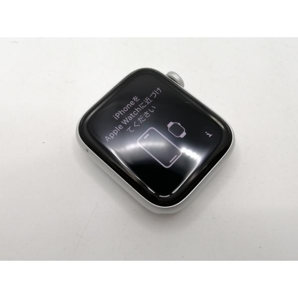 ■分類：ウェアラブル端末■ランク：ランクC■メーカー：Apple■製造番号：H4HG13ESQ07W■備考：OS：10.6.1 バッテリー容量：94%（08月時点）状態：画面キズ/クラウン部軽度キズ/サイドボタン付近キズ/バンド接続部キズあ...