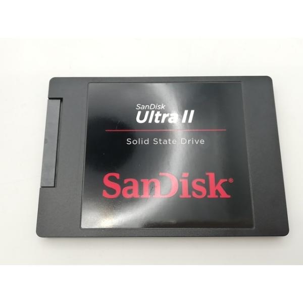 ■分類：SSD■ランク：中古■メーカー：SanDisk■製造番号：155060444104■備考：状態：付属品：本体のみ■保証期間：１週間■注意事項：お客様のモニター発色の具合によって、実際の商品と色合いが異なる場合があります。