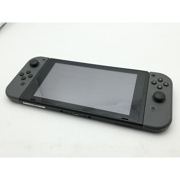 ■分類：据置ゲーム機■ランク：ランクB■メーカー：Nintendo■製造番号：XAJ10014700469■備考：状態：本体キズ、スレ/ジョイコンスレ/ドックスレ 付属品：箱、印刷物、Joy-Con(L、R）、ストラップ、ドック、グリップ、...