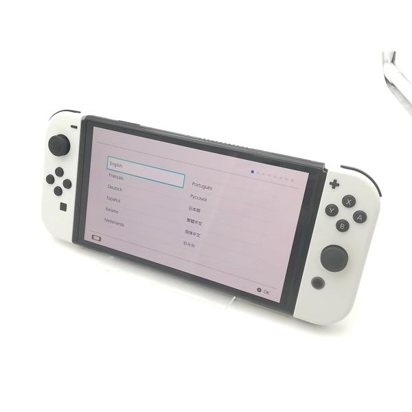 ■分類：据置ゲーム機■ランク：ランクC■メーカー：Nintendo■製造番号：XTJ10628439861■備考：状態：コントローラキズ、タバコ臭あり 付属品：箱（タバコ臭）、印刷物、Joy-Con(L、R）、ストラップ、ドック（黄ばみ）、...