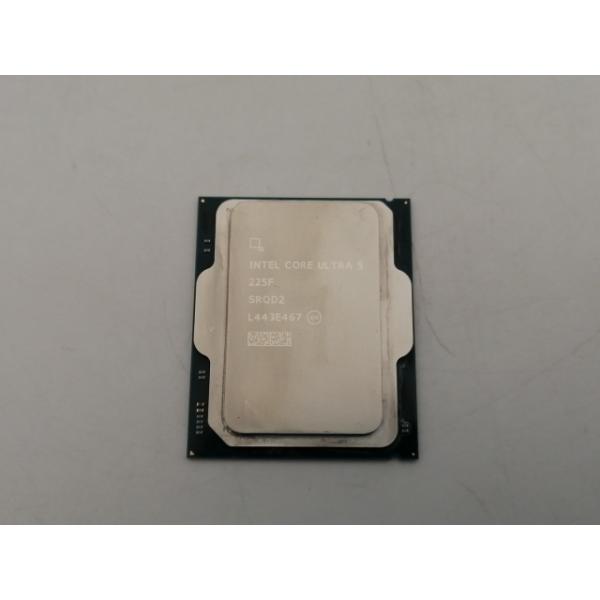 ■分類：CPU■ランク：中古■メーカー：Intel■製造番号：L443E467■備考：状態：ヒートスプレッダ軽度スレ付属品：箱、印刷物、CPUクーラー■保証期間：１週間■注意事項：お客様のモニター発色の具合によって、実際の商品と色合いが異な...