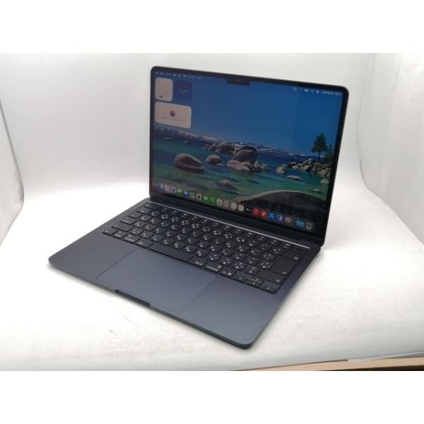 ■分類：Apple ノートパソコン■ランク：ランクA■メーカー：Apple■製造番号：JW9RWGPX7Y■備考：OS:Tahoe バッテリー充放電回数：2回/最大容量：100%（03月時点） 状態：状態良好の中古商品 付属品：箱、印刷物、...