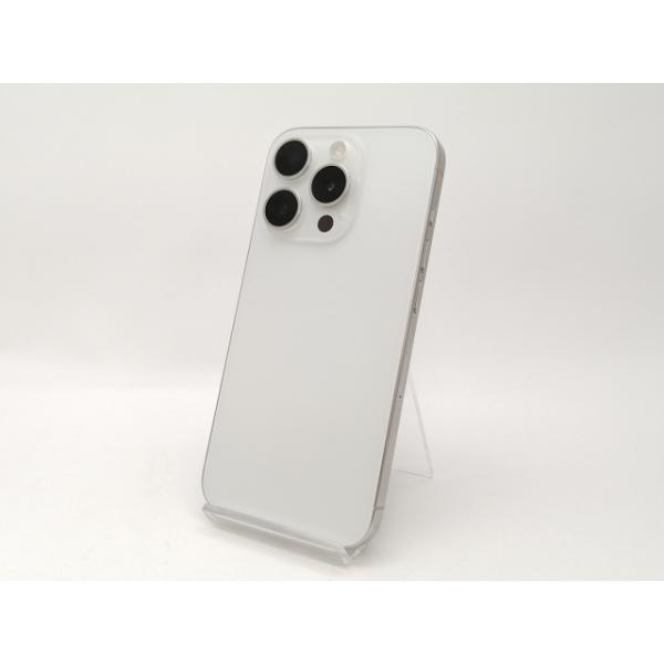 ■分類：iPhone■ランク：ランクC■メーカー：Apple■製造番号：354496318022029■備考：利用制限：○ OS：26.5 状態：カメラ広角端（0.5倍）に複数写り込み、フレーム・ボタンにスレ・ケース痕あり バッテリー容量：...