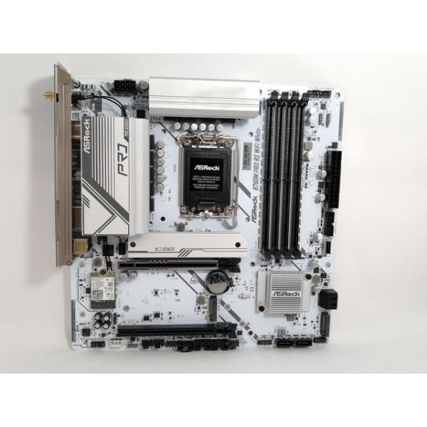 ■分類：マザーボード■ランク：中古■メーカー：ASRock■製造番号：H6M0XB083373■備考：BIOS ver：5.03付属品：本体のみ■保証期間：１週間■注意事項：お客様のモニター発色の具合によって、実際の商品と色合いが異なる場合...