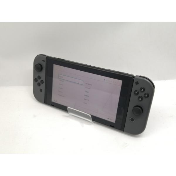 ■分類：据置ゲーム機■ランク：ランクC■メーカー：Nintendo■製造番号：XKJ70031533952■備考：状態：画面色ムラ、R側スティック加水分解によるベタつき、外装全体キズ、スレ、テカリ 付属品：Joy-Conグレー(L)(R)、...