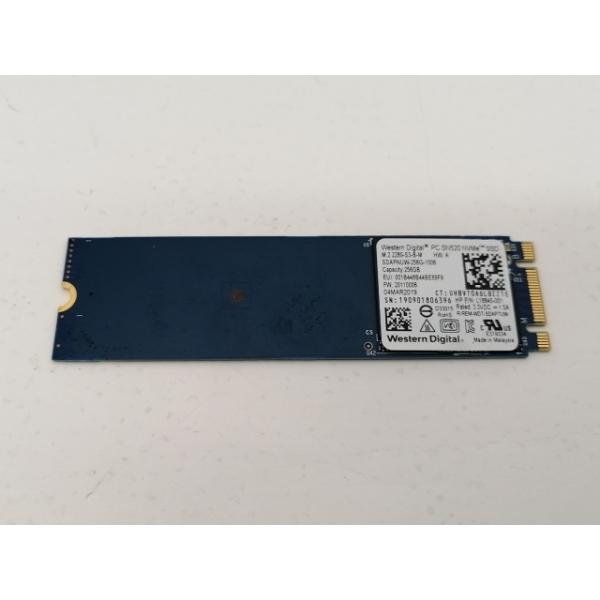 ■分類：SSD■ランク：中古■メーカー：各社■製造番号：190901506396■備考：WD　PC SN 520 NVMe SSD■保証期間：１週間■注意事項：お客様のモニター発色の具合によって、実際の商品と色合いが異なる場合があります。