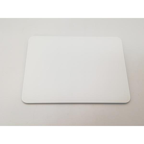 ■分類：Mac用周辺機器■ランク：中古■メーカー：Apple■製造番号：CC22123006G0YWTAT■備考：状態：底面にスレがございます。 付属品：本体のみ■保証期間：１週間■注意事項：お客様のモニター発色の具合によって、実際の商品と...
