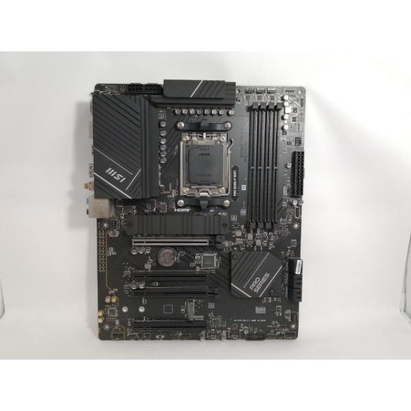■分類：マザーボード■ランク：中古■メーカー：MSI■製造番号：601-7D78-010B2209002356■備考：BIOS ver：E7D78AMS.1K0 付属品：箱、バックパネル、印刷物、SATAケーブル、WiFiアンテナx2■保証...