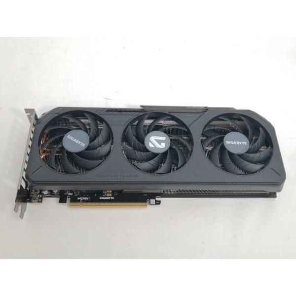 ■分類：ビデオボード■ランク：中古■メーカー：GIGABYTE■製造番号：SN252641005242■備考：付属品：箱・印刷物■保証期間：１週間■注意事項：お客様のモニター発色の具合によって、実際の商品と色合いが異なる場合があります。