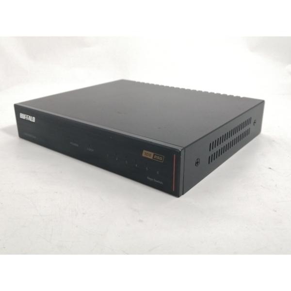 ■分類：有線LAN■ランク：中古■メーカー：BUFFALO■製造番号：20515500601984■備考：状態：外装キズ、スレ付属品：ACアダプタ、電源ケーブル■保証期間：１週間■注意事項：お客様のモニター発色の具合によって、実際の商品と色...