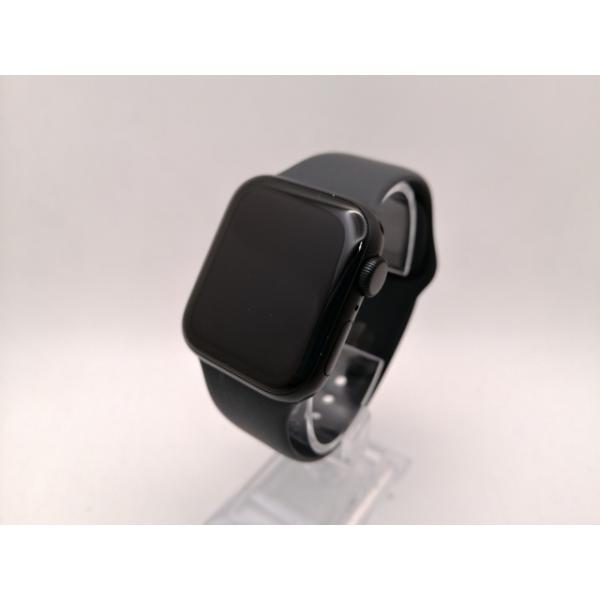 ■分類：ウェアラブル端末■ランク：ランクB■メーカー：Apple■製造番号：G50CPVC675■備考：OS：11.6 バッテリー容量：100%（07月時点）状態：画面キズ、ボディキズや塗装剥がれがございます付属品：バンド、充電ケーブル■保...