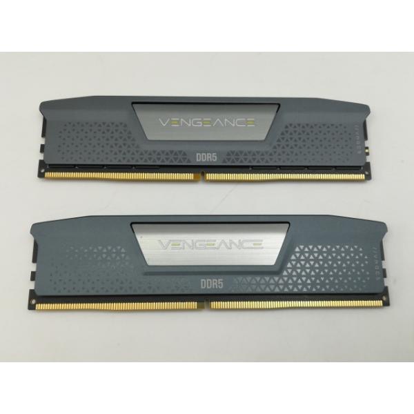 ■分類：メモリー■ランク：中古■メーカー：DDR5■製造番号：A8NPB5351175Q5/ABBET5461AWZ2K■備考：CORSAIR/VENGEANSE付属品：本体のみ■保証期間：１週間■注意事項：お客様のモニター発色の具合によっ...