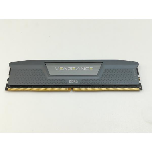 ■分類：メモリー■ランク：中古■メーカー：DDR5■製造番号：A8NPB535111PRU■備考：Corsair Vengeance  付属品：本体のみ■保証期間：１週間■注意事項：お客様のモニター発色の具合によって、実際の商品と色合いが異...